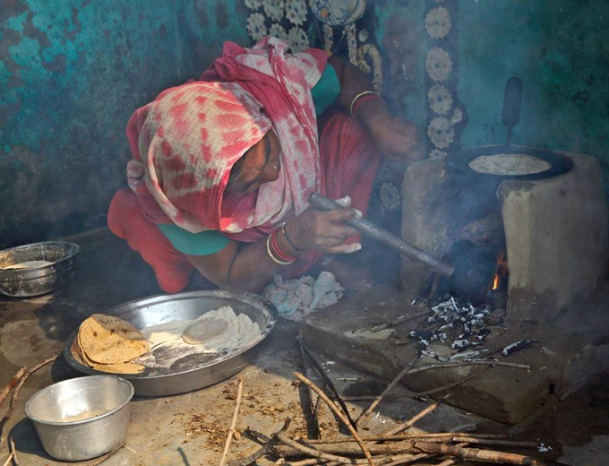 Let Them Breathe: Support Smokeless Chulhas For Rural Women | DonateKart