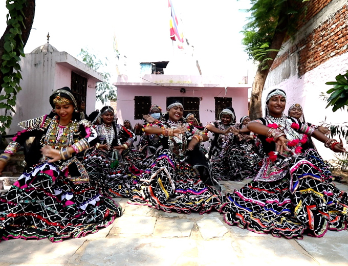 They are our nation’s pride, let’s stand by folk artists | DonateKart