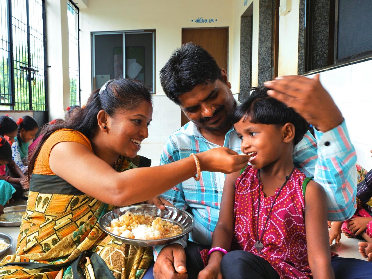 Parents To 100+ Underprivileged Kids In Rural Gujarat, This Couple ...