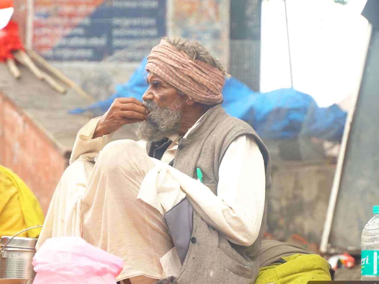 Donate Meals To Hundreds Of Starving Sadhus In Ayodhya | DonateKart
