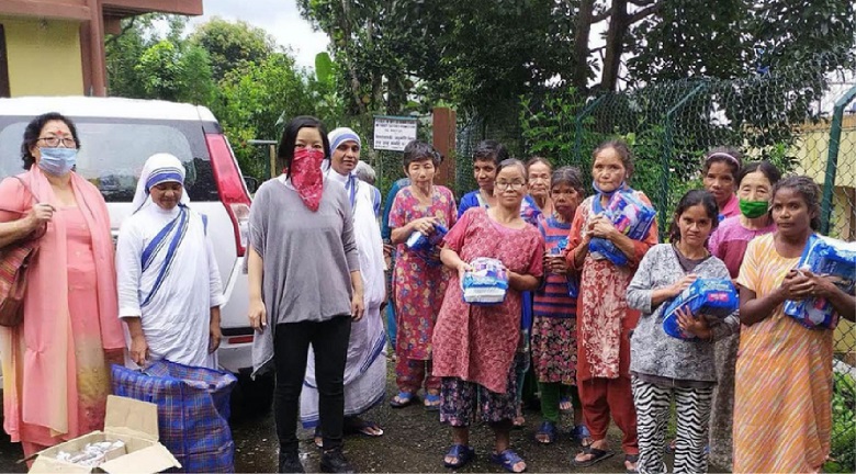 Donate Sanitary Pads To Help Pad Squad Reach Out To Vulnerable Women ...