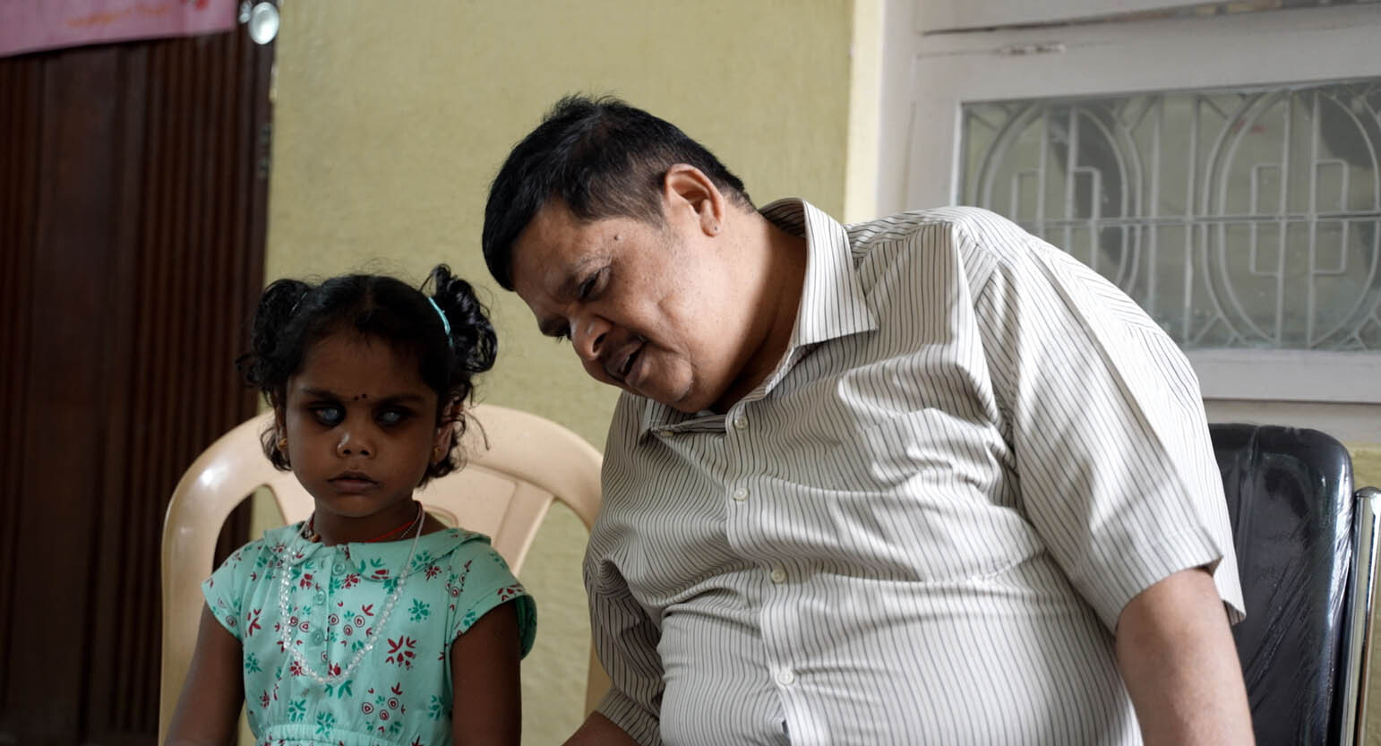 This Visually Impaired Man Is Changing The Lives Of Hundreds Of ...